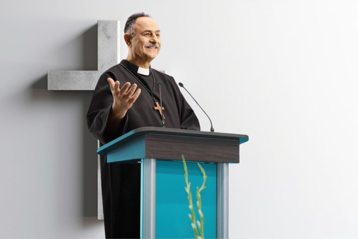The Role of Priest Robes in Religious Life | eClergys™