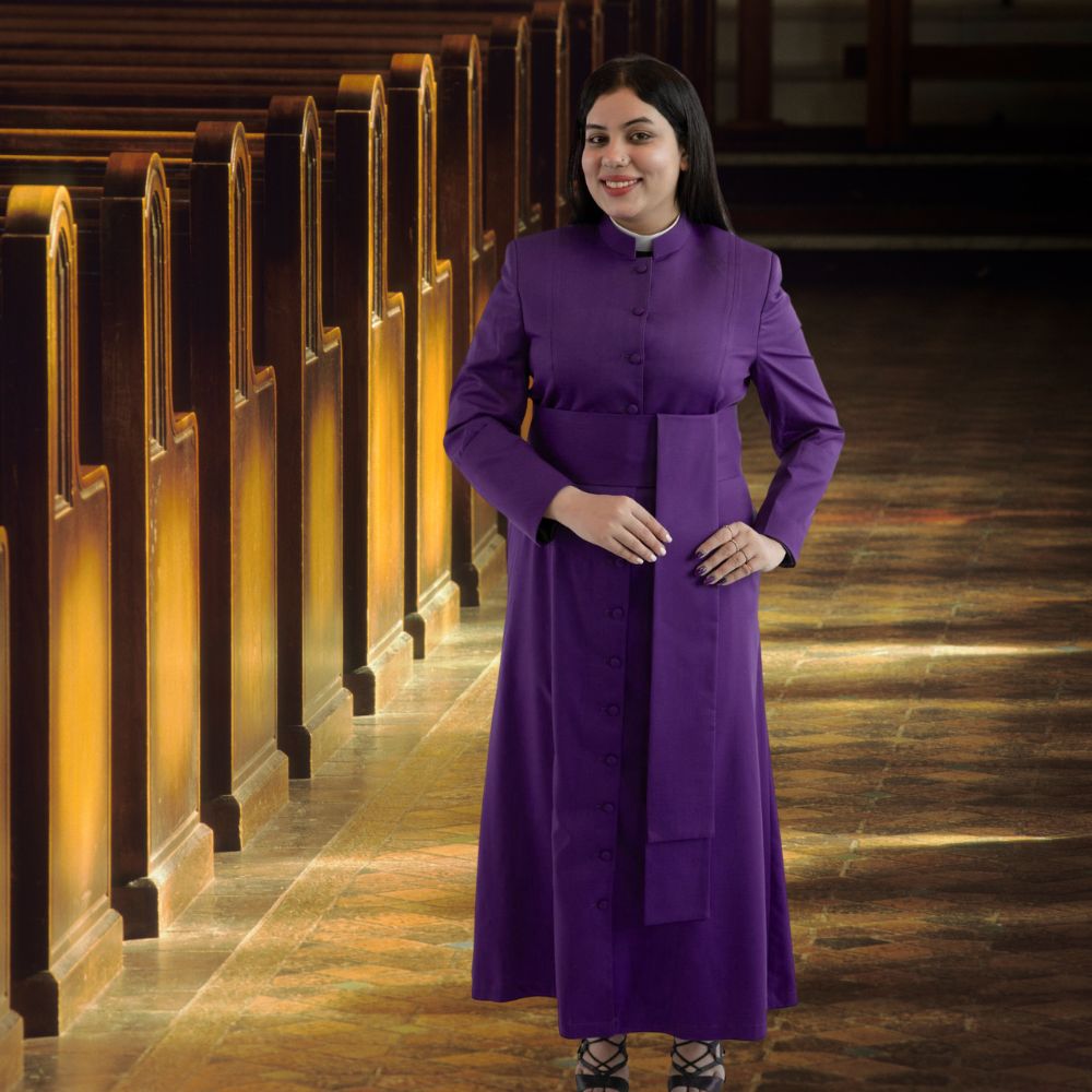 When Did Women Start Wearing Clergy Robes? | eClergys™